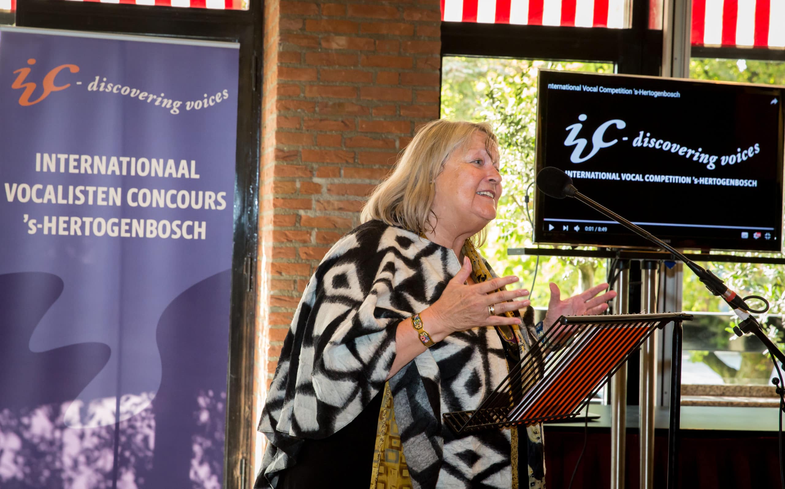 Het Vocalisten Concours blijft in beweging - Place de l'Opera