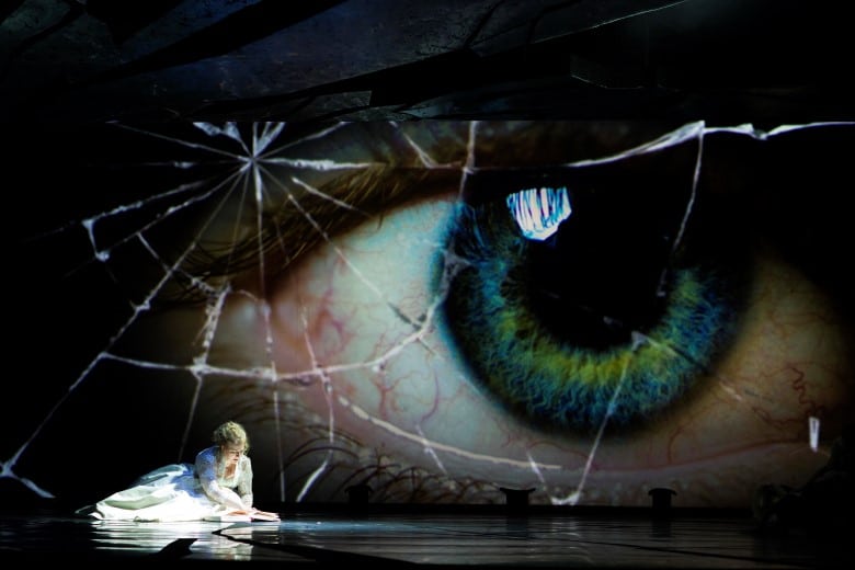 Gary McCann ontwerpt Fliegende Holländer - Place de l'Opera